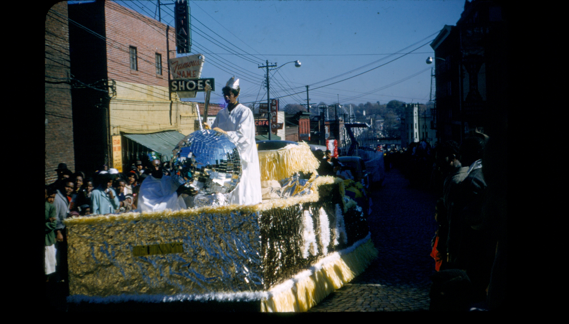 Winston-Salem State University Parade, Alpha Phi Alpha Float
